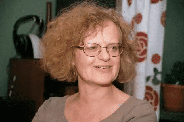Ewa Bartnik: historia biolożki - warsaw-name.eu